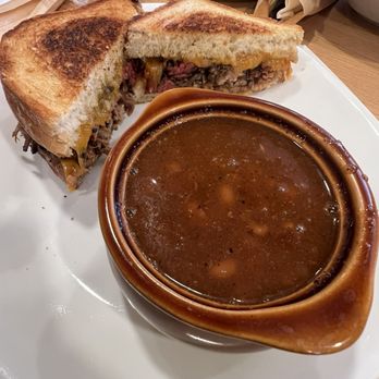 SWING INN CAFE & BBQ - Updated July 2024 - 1170 Photos & 1398 Reviews ...