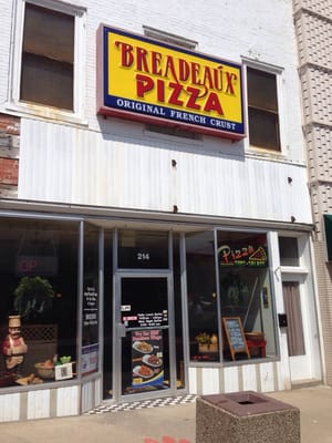 BREADEAUX PIZZA - Updated September 2025 - 23 Photos & 13 Reviews - 214 ...