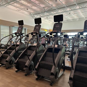 CITY SPORTS CLUB - Updated September 2025 - 110 Photos & 297 Reviews ...