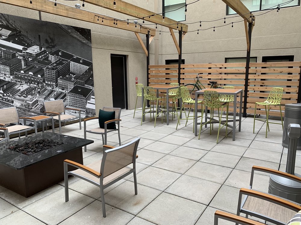 ELEMENT MOLINE - 126 Photos & 29 Reviews - Hotels - 316 12th Street ...