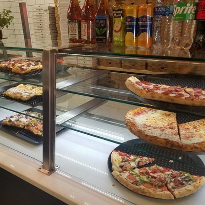 OLD DOMINION PIZZA - 16 Photos & 26 Reviews - 3950 University Dr ...