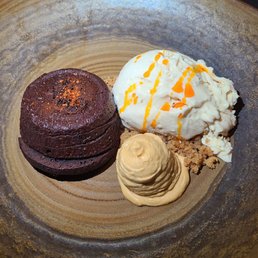 VINAI - Updated June 2025 - 361 Photos & 76 Reviews - 1300 NE 2nd St ...