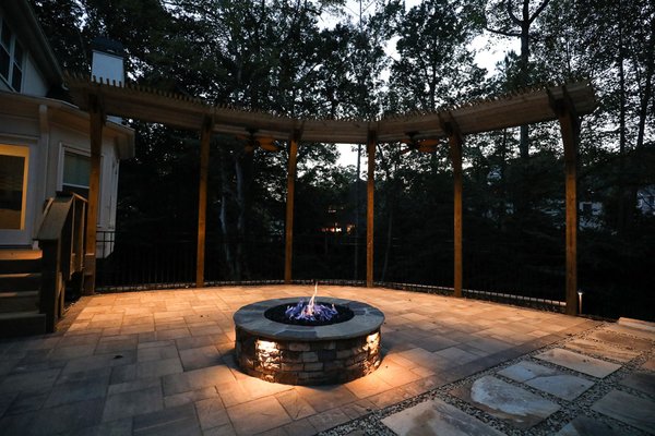 OUTDOOR MAKEOVER AND LIVING SPACES - 331 Photos & 86 Reviews - 2852 ...