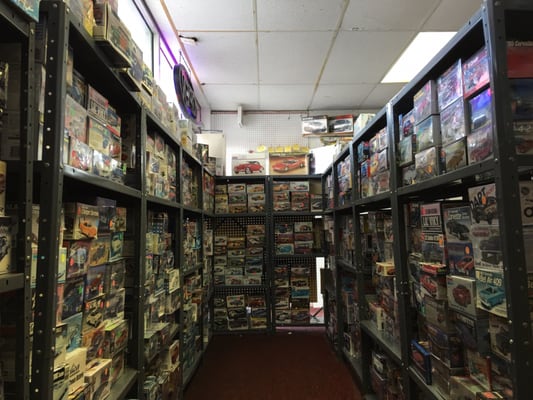 MODEL CITIZEN HOBBIES - Updated October 2025 - 11 Reviews - 5208 66th ...