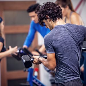 CRUNCH FITNESS - CREEDMOOR - Updated September 2025 - 39 Photos & 44 ...