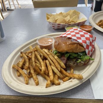 GREEN CHILE HOUSE - Updated August 2025 - 98 Photos & 79 Reviews - 386 ...