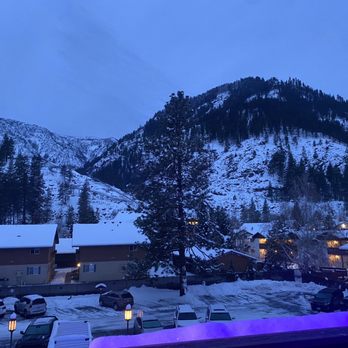 BLUE ELK INN - Updated April 2025 - 164 Photos & 93 Reviews - 500 ...