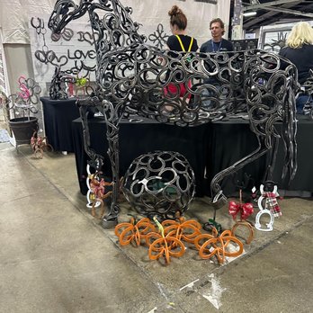 THE BIG E - Updated September 2024 - 1192 Photos & 289 Reviews - 1305 ...