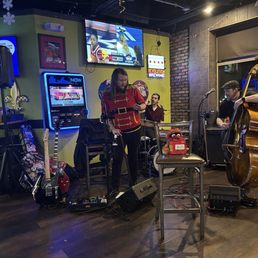 CHUCK’S SOUTHERN COMFORTS CAFE - Updated September 2025 - 413 Photos ...