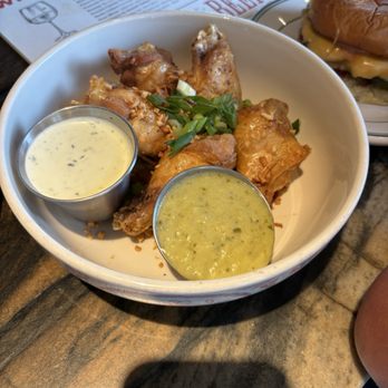 LITTLE WEST TAVERN - Updated September 2025 - 213 Photos & 114 Reviews ...