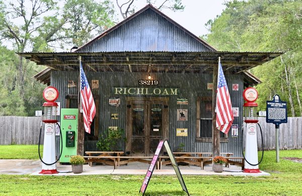 RICHLOAM GENERAL STORE - Updated December 2025 - 76 Photos & 18 Reviews ...