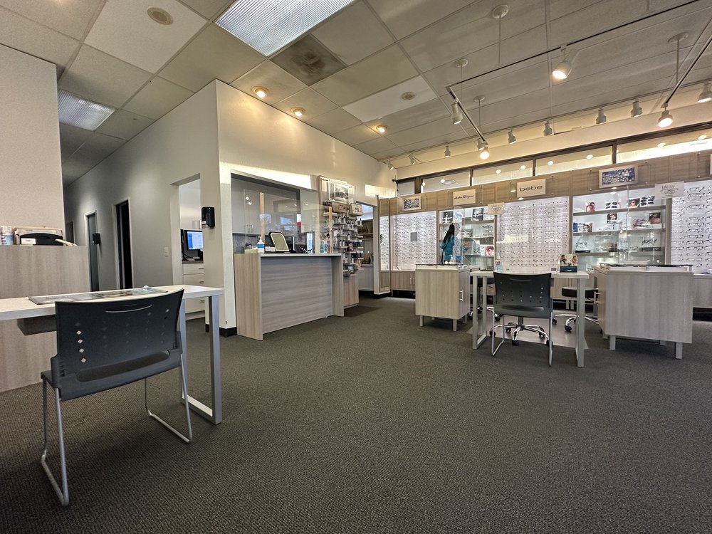 FAMILY FOCUS OPTOMETRY - Updated December 2025 - 32 Reviews - 14895 E ...