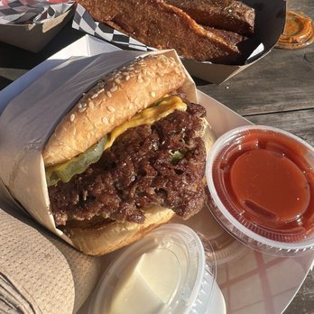 BREAKSIDE BREWERY - BEAVERTON - Updated December 2025 - 81 Photos & 43 ...