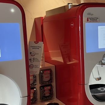 AMC DINE-IN TECH RIDGE 10 - 47 Photos & 31 Reviews - 12625 N Interstate ...