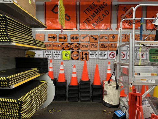 SAFETY SYSTEMS & SIGNS HAWAII - Updated August 2025 - 81 Photos & 40 ...