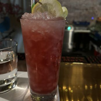 815 - Updated January 2026 - 44 Photos & 78 Reviews - 815 Elm St ...