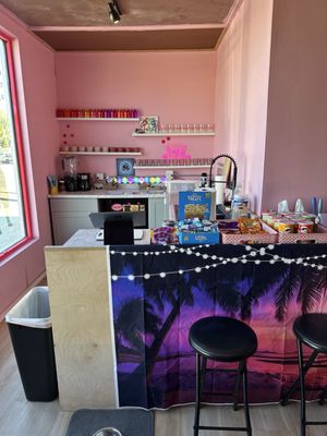 CUPPA PUG - Updated March 2025 - 137 Photos & 44 Reviews - 607 W 9th ...