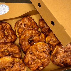 HILLCREST BAKERY - 198 Photos & 247 Reviews - 10010 Main St, Bothell ...