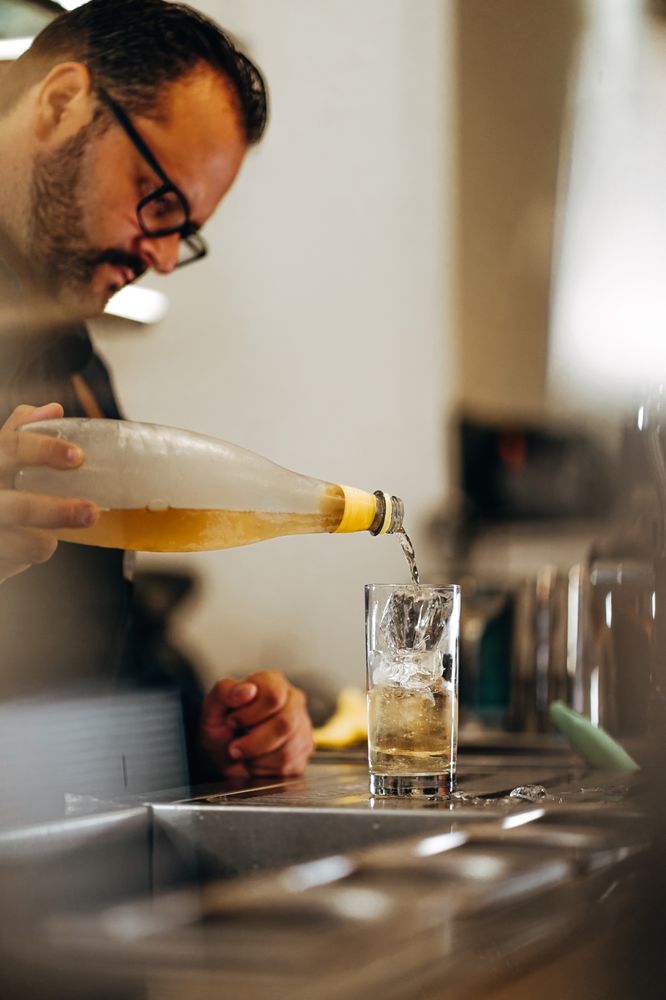 MOMUS BAR - Updated July 2024 - 21 Photos - Calle San Bartolomé 11 ...