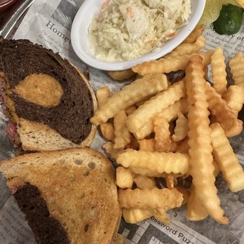 JAXSON’S ICE CREAM PARLOR AND RESTAURANT - Updated January 2025 - 3924 ...