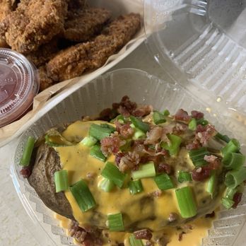 THE HOWLIN BIRD - Updated December 2025 - 2010 Lincoln Way E, Massillon ...