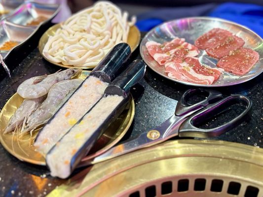 SO HOT HOTPOT & KOREAN BBQ - Updated October 2025 - 72 Photos - 50 ...