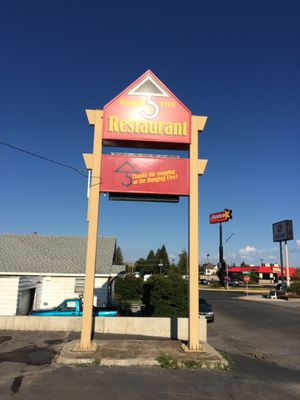 HANGING FIVE FAMILY RESTAURANT - Updated December 2025 - 114 Photos ...