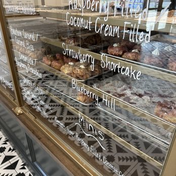 PARLOR DOUGHNUTS - Updated September 2025 - 50 Photos & 34 Reviews ...