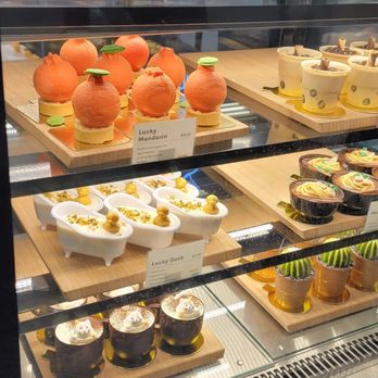 DAAN GO CAKE LAB - Updated September 2024 - 282 Photos & 41 Reviews ...