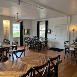 FILBERTS FARMHOUSE KITCHEN - Updated December 2025 - 648 Photos & 576 ...