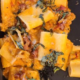 CRAVE - Updated March 2025 - 217 Photos & 116 Reviews - 220 Broadway ...