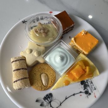 OMBU BUFFET - Updated January 2026 - 123 Photos & 42 Reviews - 3202 S ...