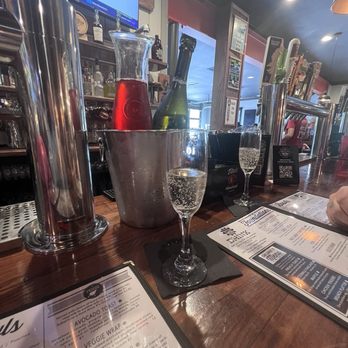 INDUSTRIAL TAPHOUSE WEST - Updated July 2024 - 21 Photos & 18 Reviews ...