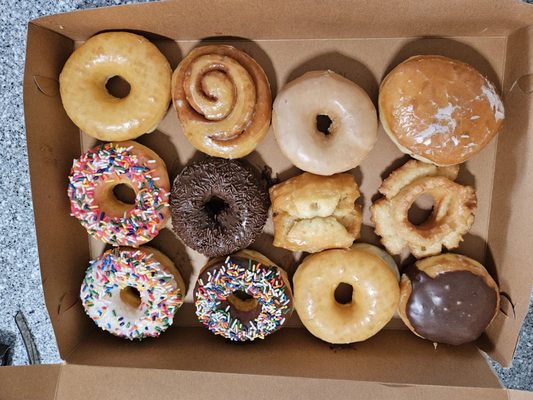 BOSA DONUTS - Updated December 2025 - 108 Photos & 113 Reviews - 6872 E ...