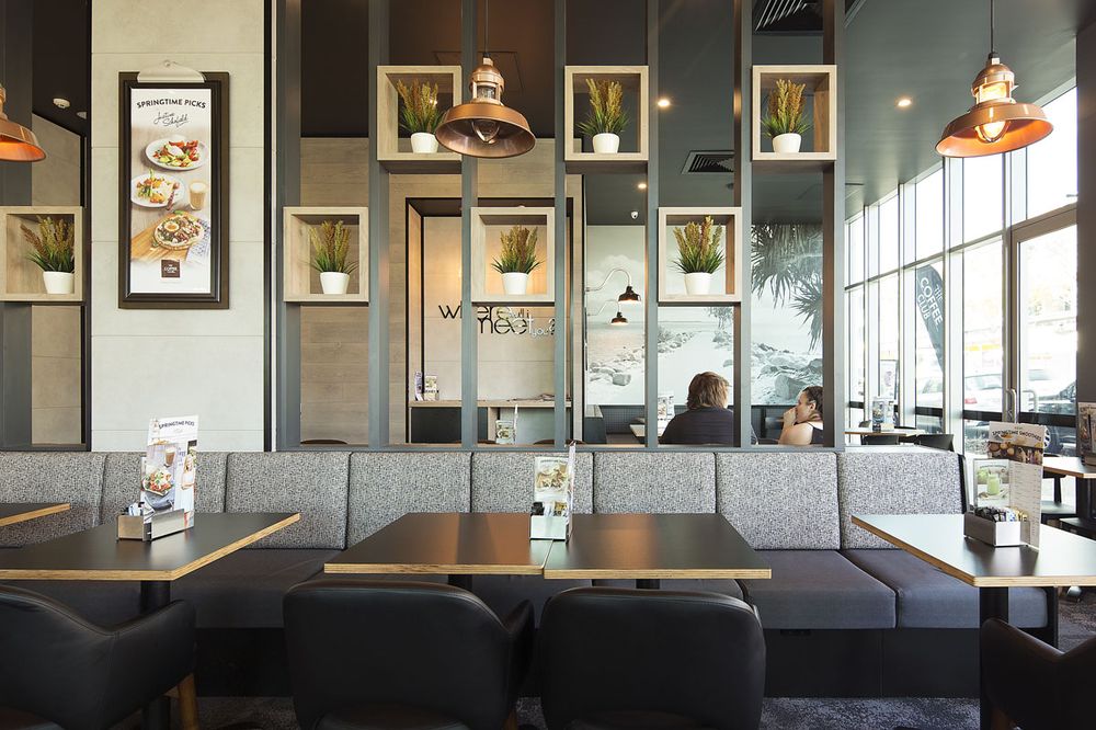 THE COFFEE CLUB WYNNUM - Updated August 2025 - 70 Bay Terrace, Wynnum ...