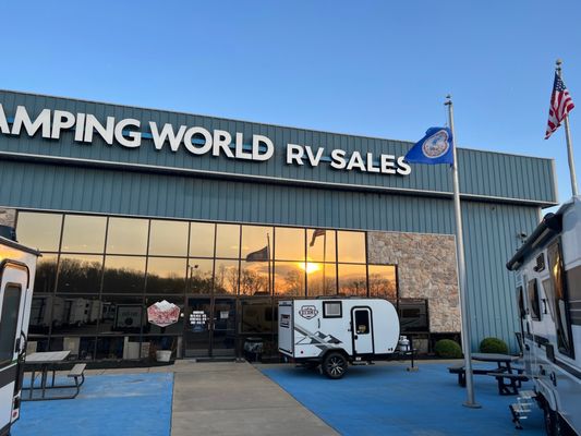 Camping World Of Thornburg