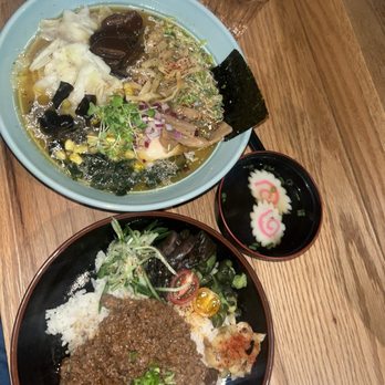 MONSTER RAMEN - Updated October 2025 - 332 Photos & 164 Reviews - 3435 ...