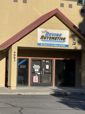 DEVINE AUTOMOTIVE - Updated December 2025 - 128 Reviews - 4993 Longley ...