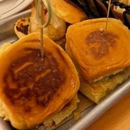 THE MERMAID INN - CHELSEA - 271 Photos & 104 Reviews - 227 10th Ave ...