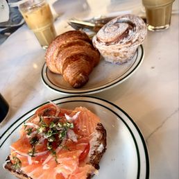 LODGE BREAD - Updated April 2026 - 1802 Photos & 1112 Reviews - 11918 ...