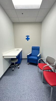 DOC-AID URGENT CARE - Updated October 2025 - 10 Photos - 2316 S Zapata ...