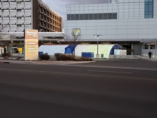 RENOWN REGIONAL MEDICAL CENTER - 170 Photos & 316 Reviews - 1155 Mill ...