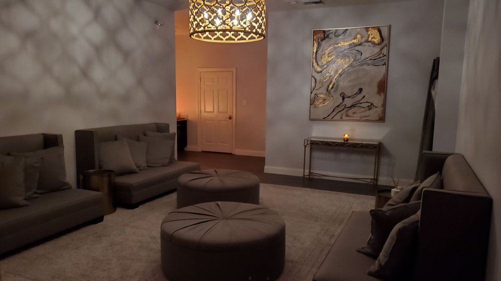 BUMBLE LANE - LAGNIAPPE CENTER - 13 Photos - 14609 Airline Hwy ...