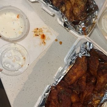WINGS 87 - Updated November 2024 - 149 Photos & 149 Reviews - 3729 W ...