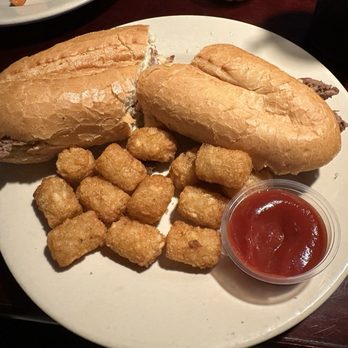 MAINSTREAM BAR AND GRILL - Updated November 2025 - 358 Photos & 475 ...