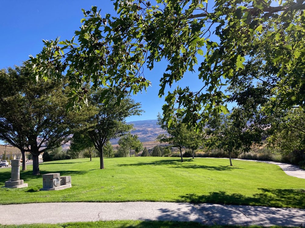 RAINBOW RIDGE PARK - Updated December 2025 - 33 Photos - 1355 Rainbow ...