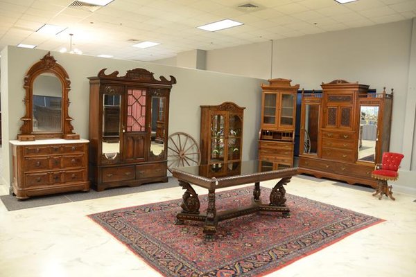 MATTHEW BULLOCK AUCTION GALLERY - Updated November 2024 - 23 Photos ...