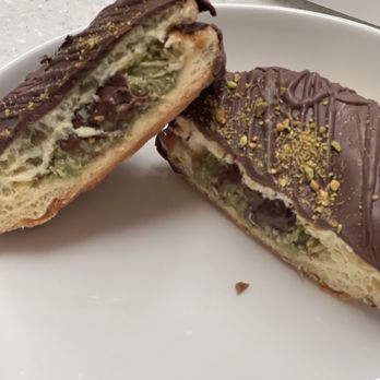 ELK GROVE DONUTS - Updated January 2025 - 697 Photos & 329 Reviews ...