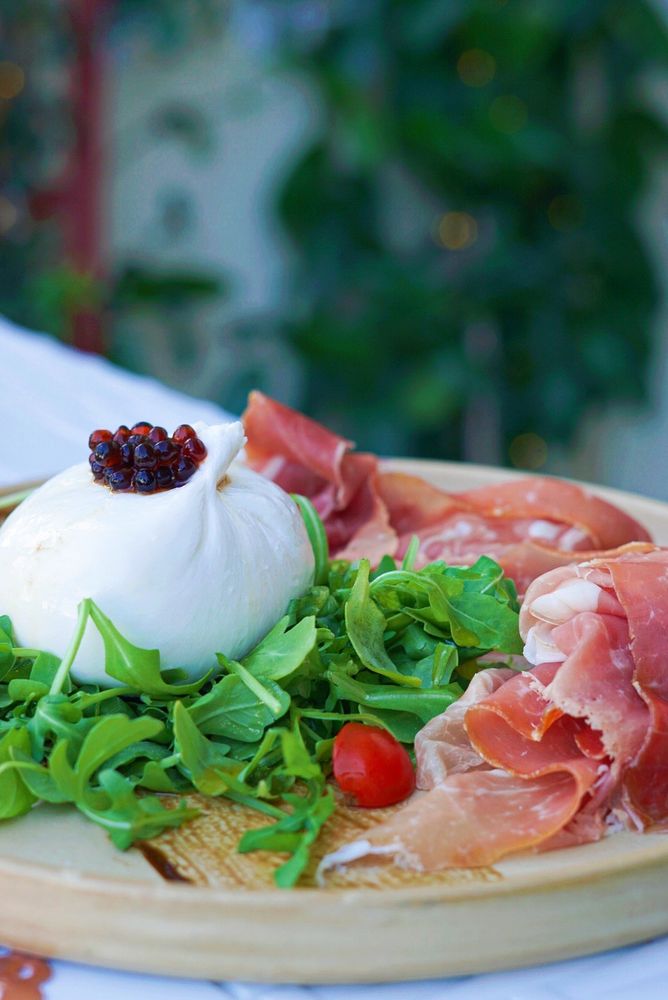 PETRALUNGA - 305 Photos & 90 Reviews - Pizza - 7601 E Treasure Dr ...