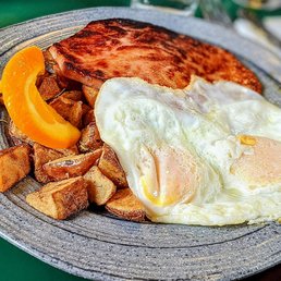 MICHAEL D’S EATERY - Updated January 2026 - 262 Photos & 280 Reviews ...